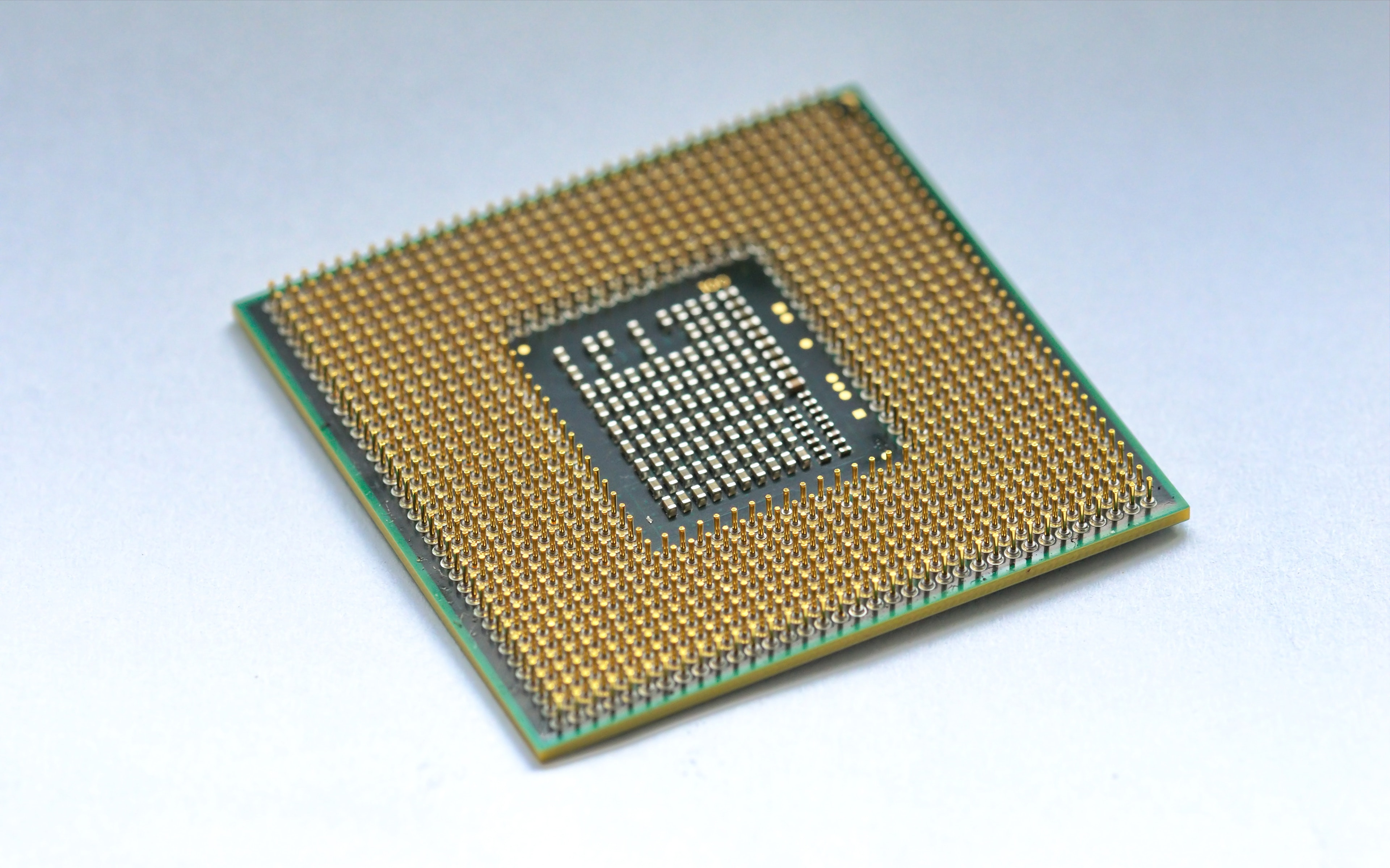 close-up-view-computer-component-cpu-1197114 | Intelligente Welt